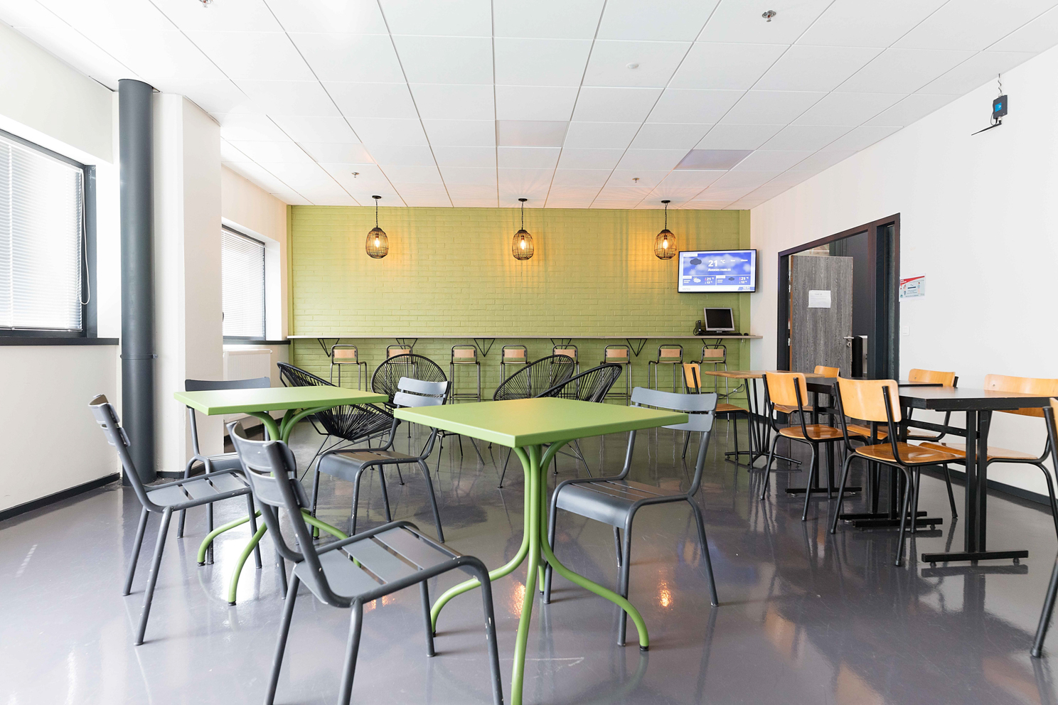 Le flex-office bouleverse nos espaces de travail - INSPIREA